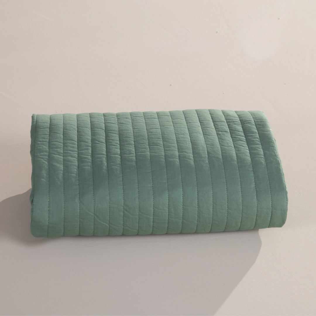 Colcha de Solteiro Verde Seco com Detalhe Ripado e Elástico – Linha El ...